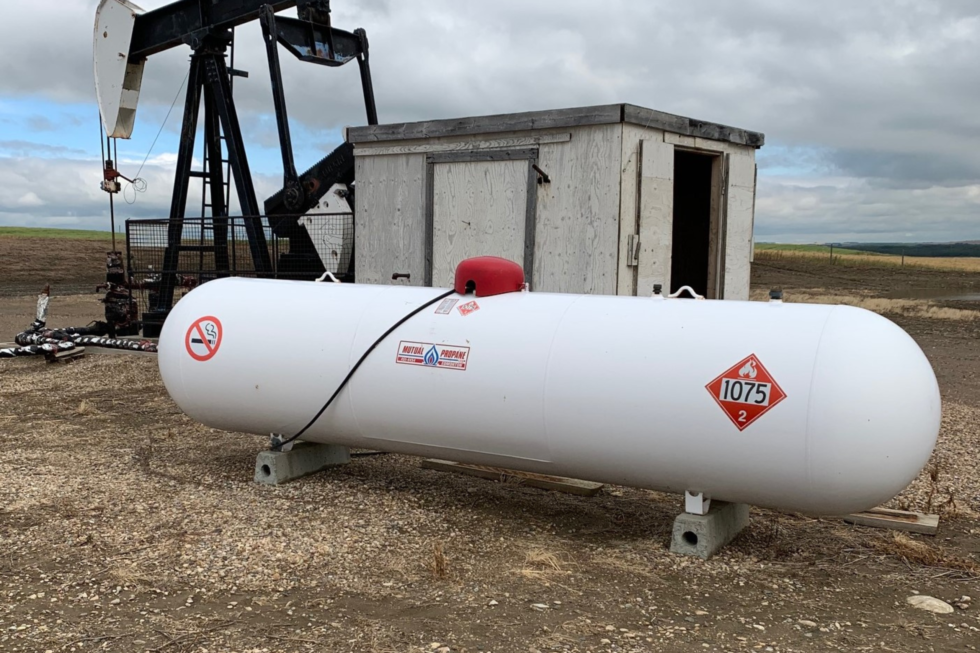 Servicing Intervals for Pressure Relief Valves on Tanks 2500 USWG and ...